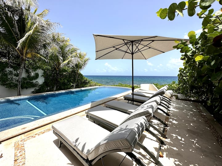 Oceanfront Villa W/ Private Pool & Maid - Puerto Aventuras