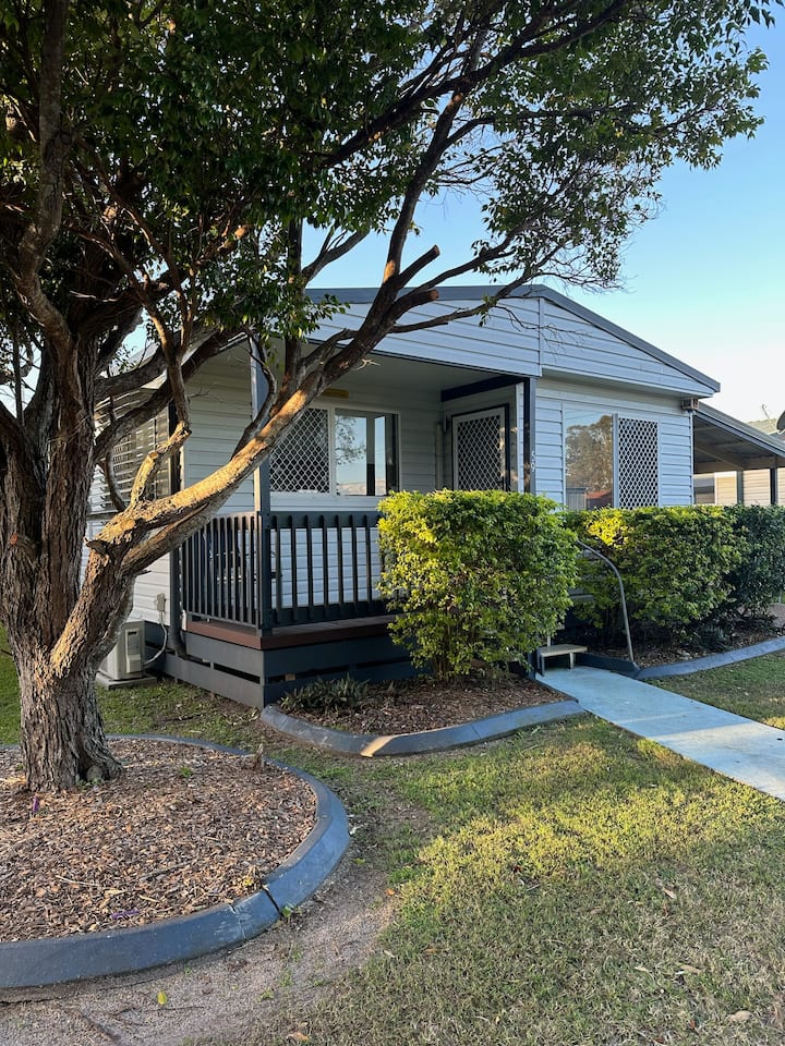 One Bedroom Superior Cabin - Hb - Hervey Bay