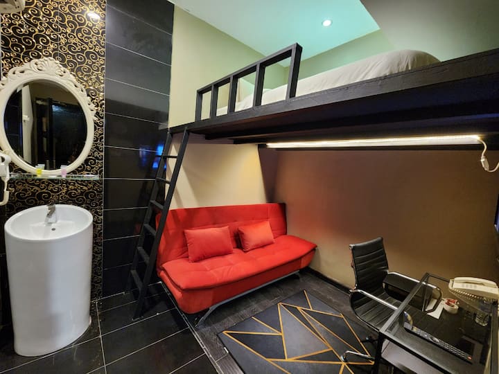 The Nomad Chamber *2min Lrt Masjid Jamek*chinatown - Kuala Lumpur