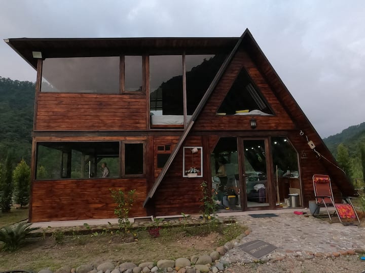 Hermosa Cabaña Frente Al Río - Los Bancos
