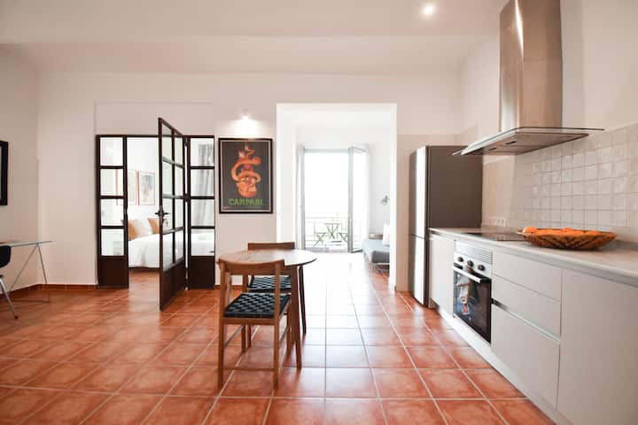 Sunny 3 Double Bedrooms 2 Bathrooms - El Masnou