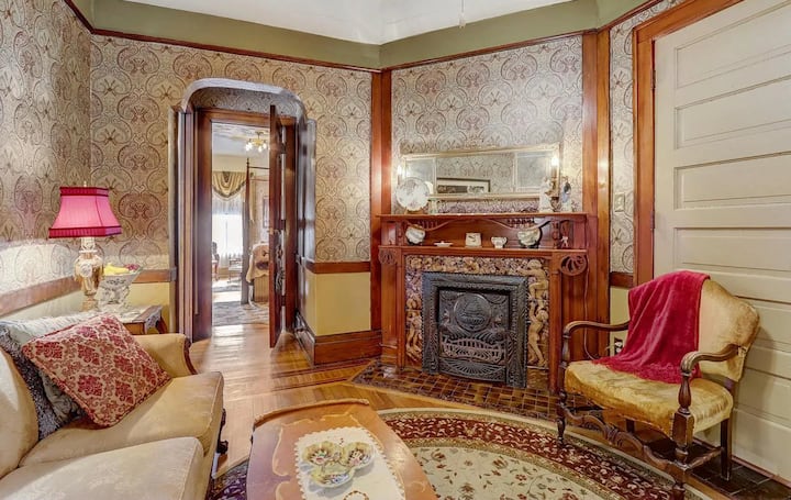 Pias Suite, Schuster Mansion B&b - Milwaukee, WI