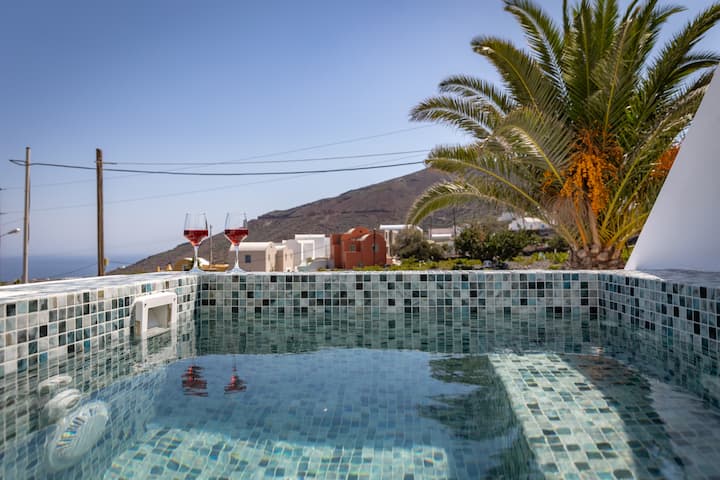 Jacuzzi Suite W/sea View - Oia