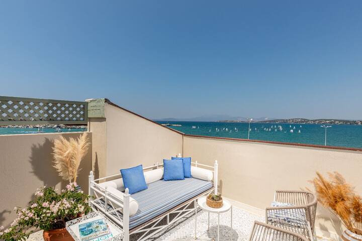 Deniz Manzaralı Teraslı 1+1 - Çeşme