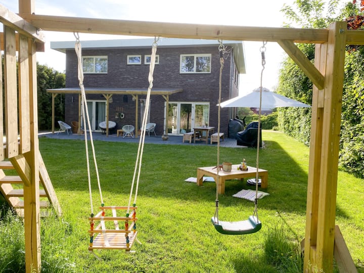 Villa Zeewolde * Familiehuis 22 Pers 7 Kamers - Niederlande