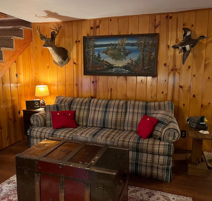 Dell Prairie Vacation Rentals & Homes - Wisconsin, United States | Airbnb