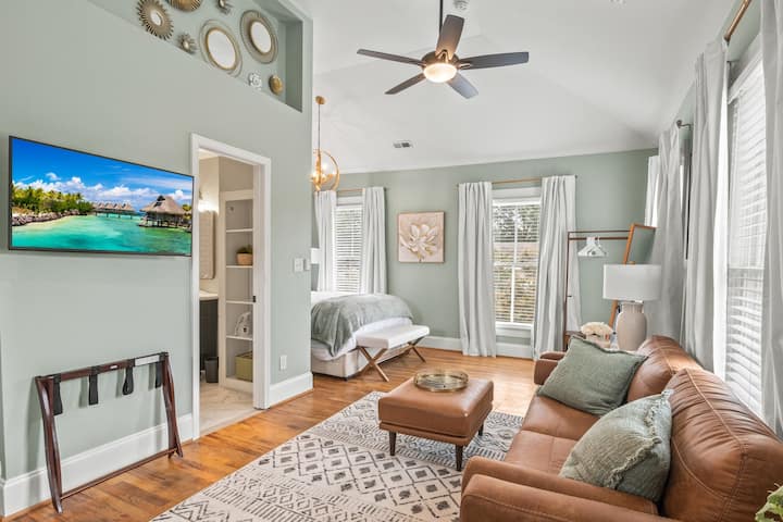 Charming Studio In Downtown -Walkable Location - Raleigh, NC