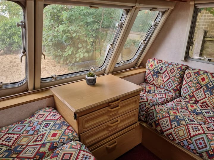 Relaxing Hampshire Caravan Near Beaches & Forest - Lymington