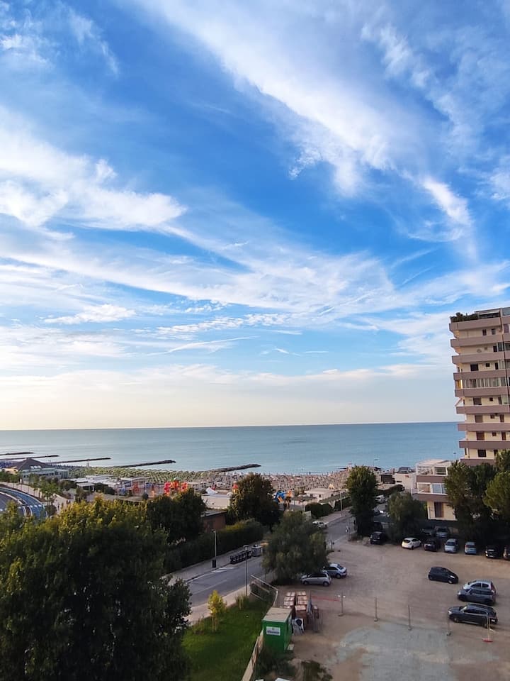 Vintage Seafront Apartment Misano Portoverde - Cattolica