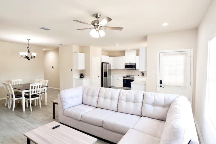 Private San Antonio Retreat Minutes To Riverwalk! - Lincoln Park - San Antonio