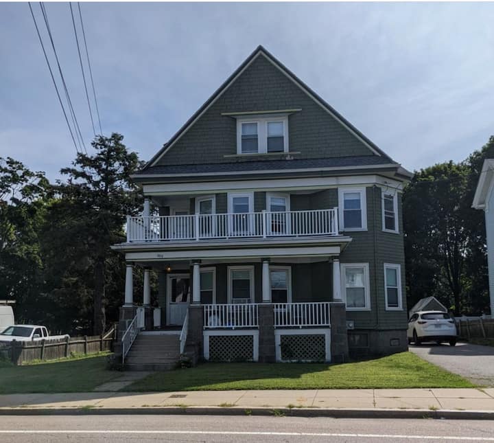 3bd House On Subway - Quincy, MA