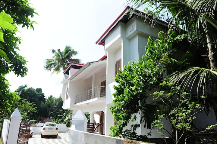 Monthly/daily House For Rent. - Thiruvalla