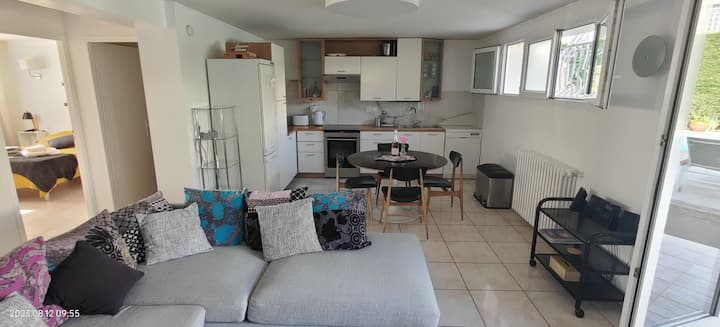 T3 Indépendant, Rdc De Villa + Piscine + Jardin - Valence