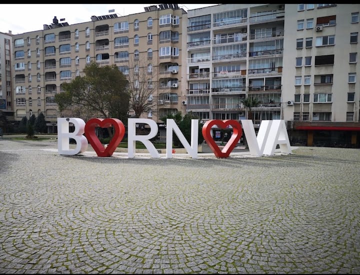 Site Içi Konut -Daire  Merkezi Konumda-klimalı - İzmir