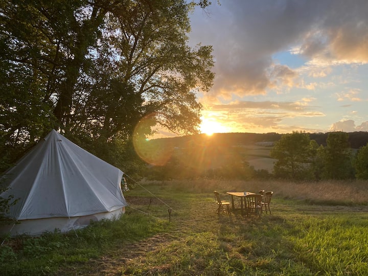 Een Paradijs In De Vlaamse Ardennen (Tent 3) - Ronse
