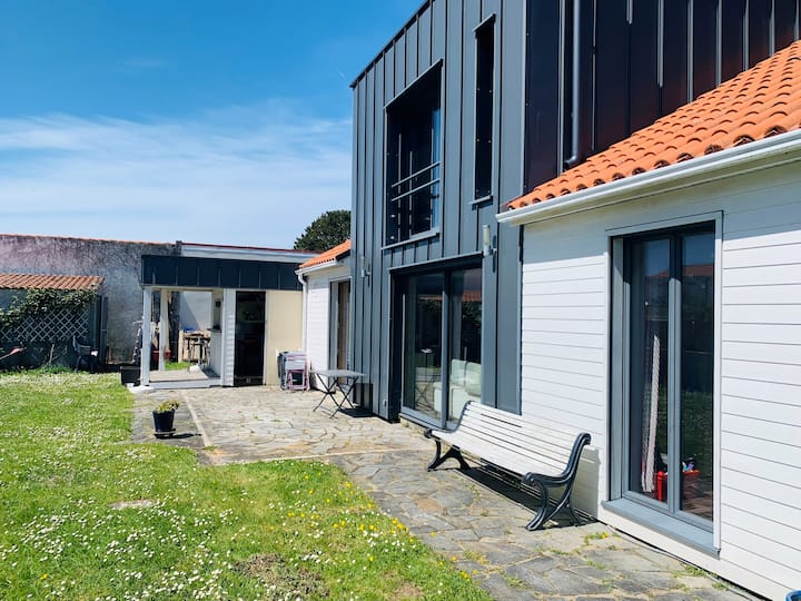 La Maison Du Bonheur - Saint-Michel-Chef-Chef