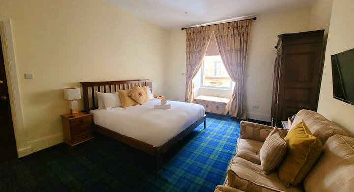 Spacious 5 Bed City Centre Town House - Glasgow