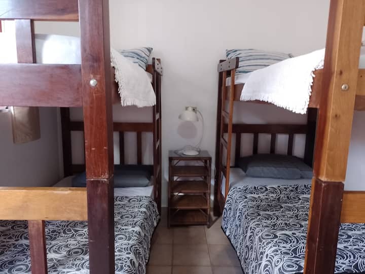 Edícula Há 700m Da Praia - Caraguatatuba