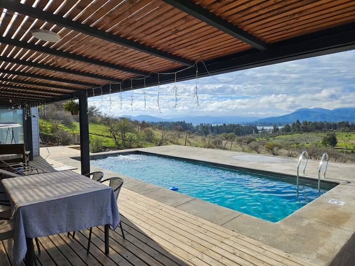 Casa, Piscina Privada Y Vista Al Lago - Chile