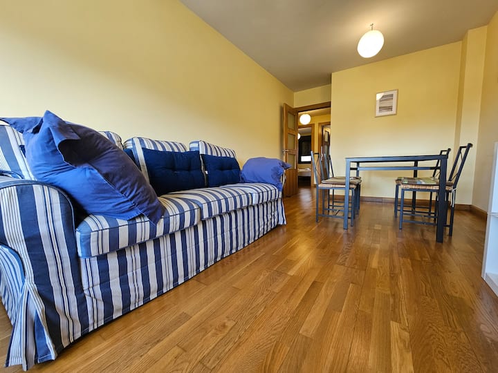 1a106 Amplio Y Cómodo Apartamento By R2r - Gijón