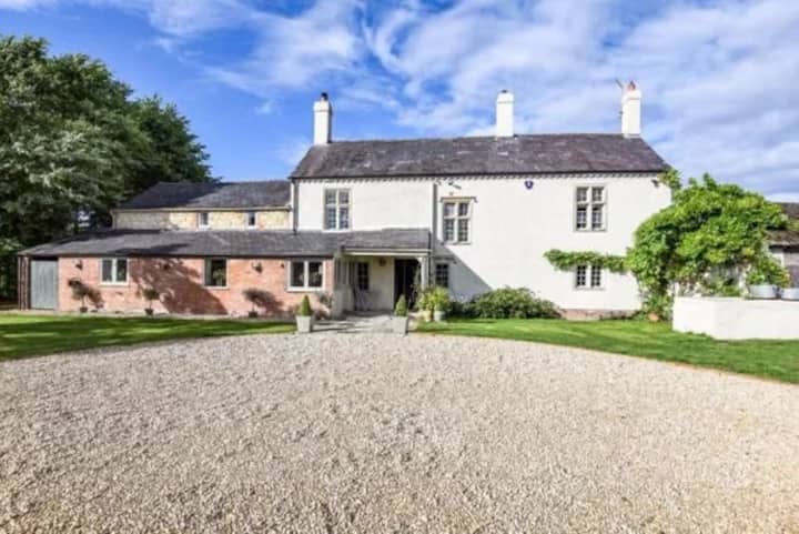 Stylish Grade Ii Farmhouse Country Retreat Nr Bath - Warminster