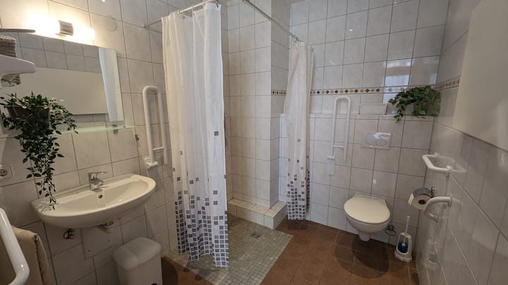 Doppelzimmer Mit Bad, Ohne Küche - Pforzheim
