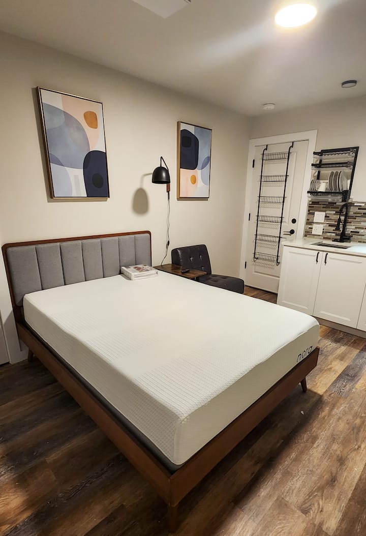 Silverdale Micro Studio - Silverdale, WA