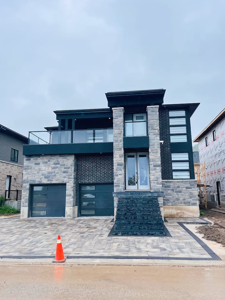 4br 3.5ba Home Steps To Ski Hill - Thornbury