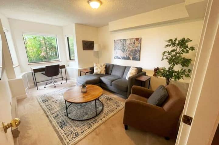 Comfy Private Suite In Squamish - Squamish