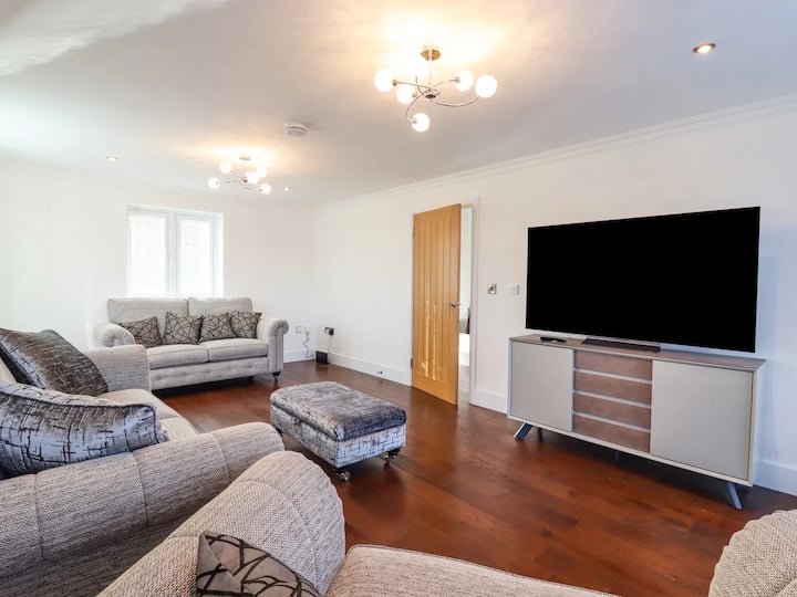 Family Room In Burwell - Newmarket