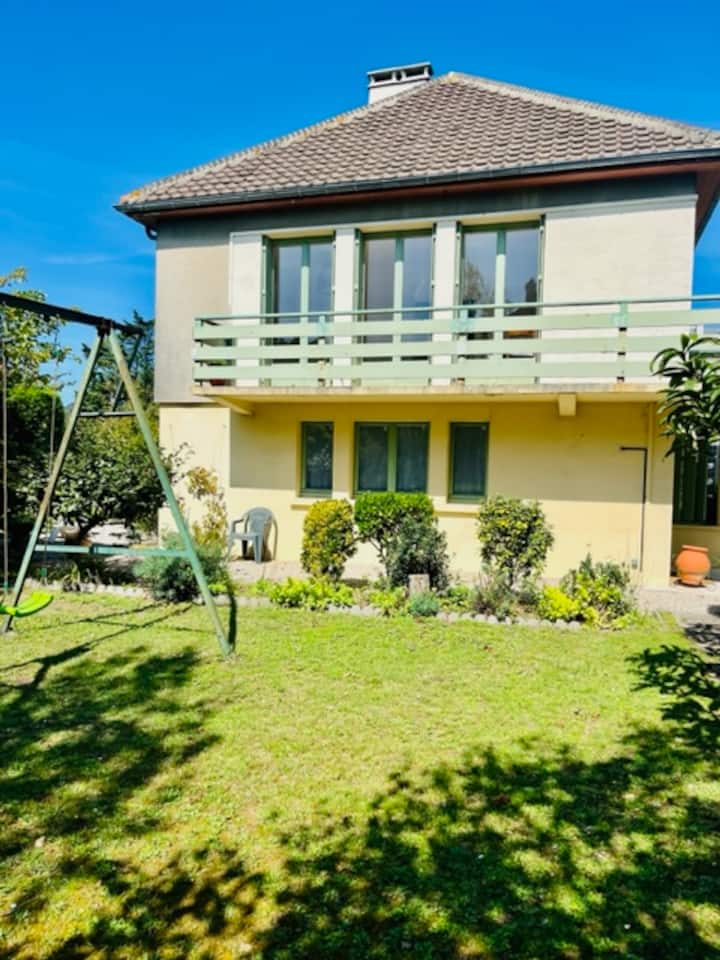Maison Familiale A Proximité Immédiate De La Plage - Ouistreham