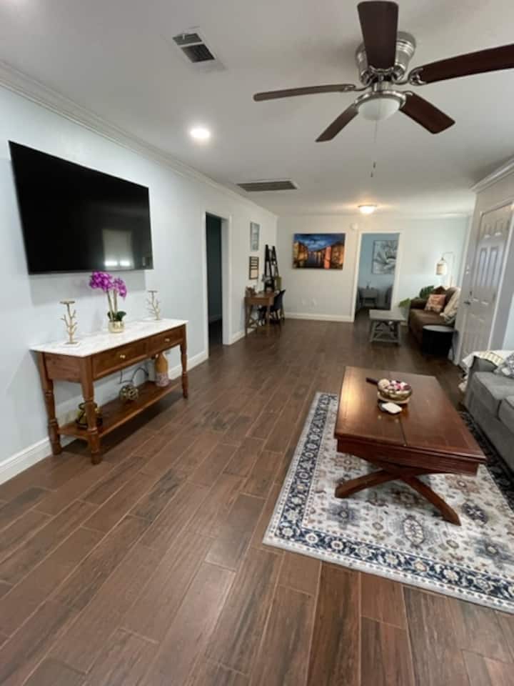 Close To Lsu & Health District 3br/2ba Whole House - Baton Rouge, LA