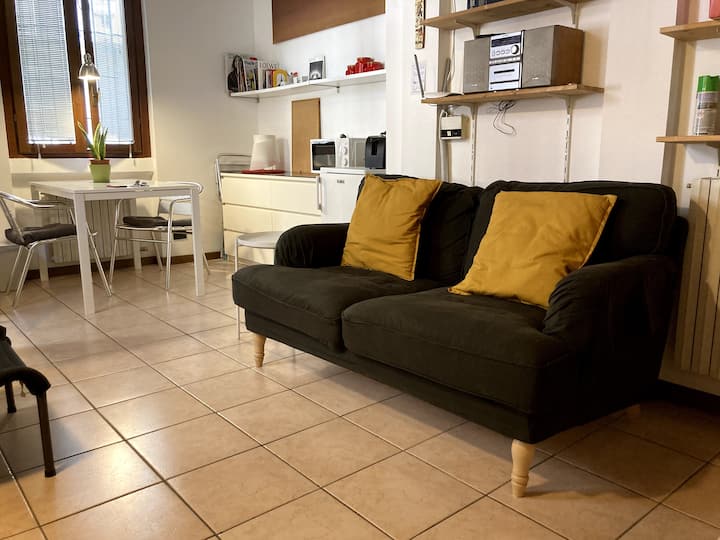 Very Central Cozy Studio Apartment - 밀라노