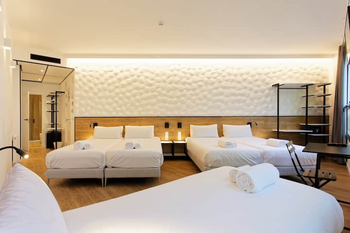 Superior Family Room - Barcelone