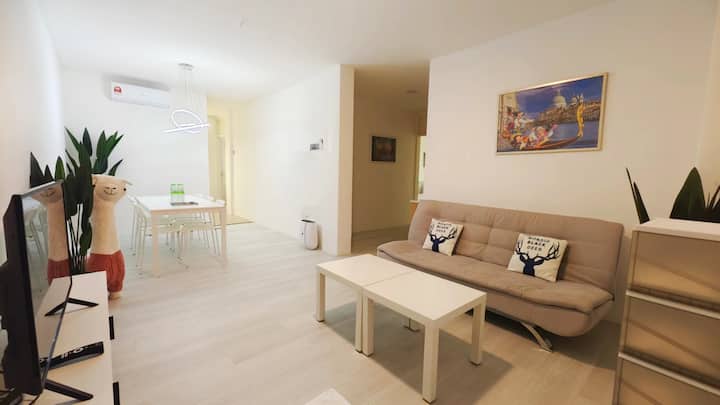 Apartment Suite For 2 Pax At Wisma Low Hai Whan - Kuala Terengganu