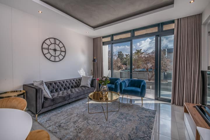 Johannesburg Apartment Vacation Rentals - Gauteng, South Africa | Airbnb