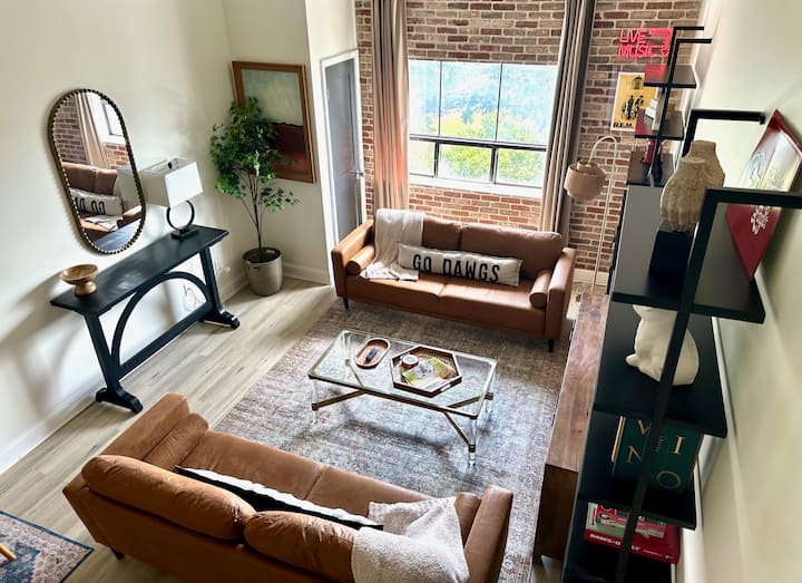 Downtown Uga Condo -10 Min Walk To Sanford Stadium - Athens, GA