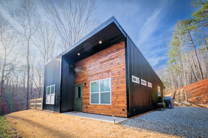The Dogwood Cabin - Dawsonville, GA