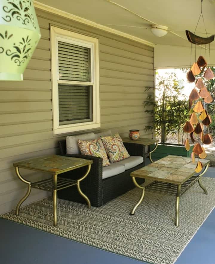 Long Term Ok! - Midtown Cottage - Greensboro, NC