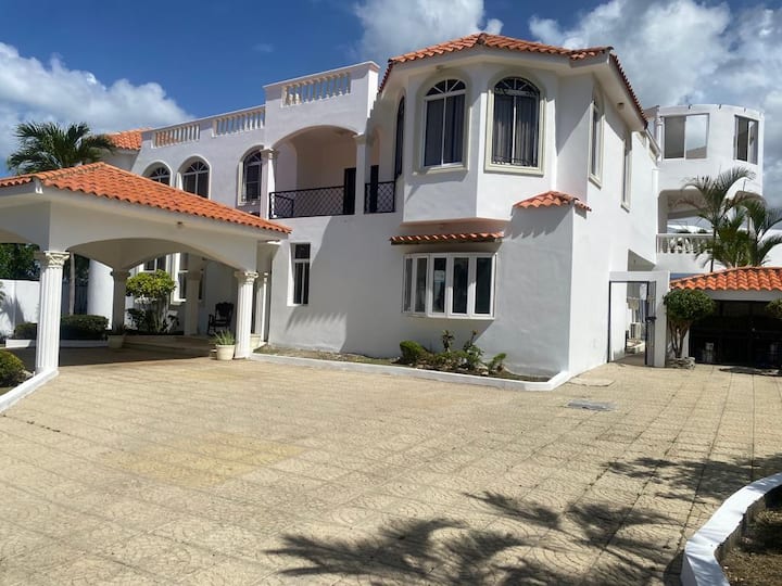 Castillo De Cynthia - Puerto Plata