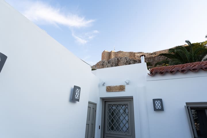 Villa Hermes In Anafiotika Athens ! - Афины