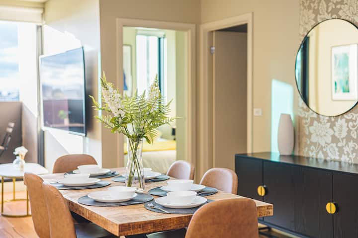 2 Bedroom Apt In Cbd+pool & Gym - Tottenham