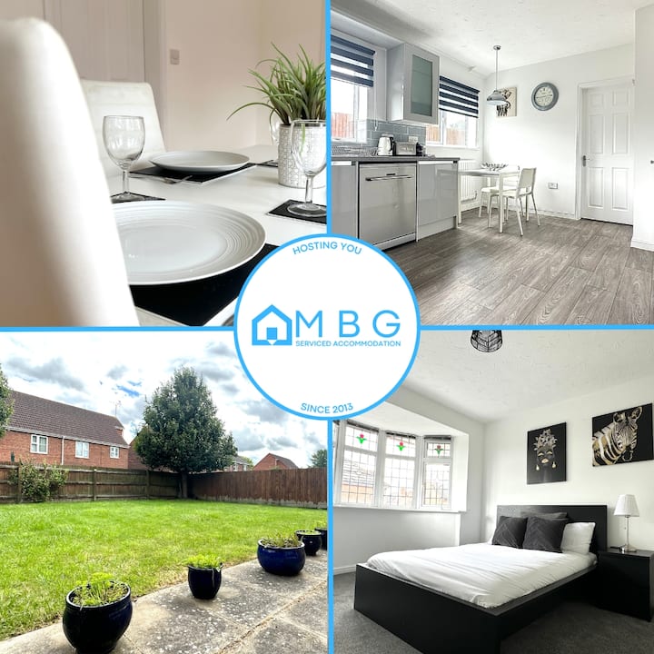 Modern City House - Milton Keynes