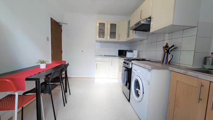 Private Room Camden Town (Garden View) - London