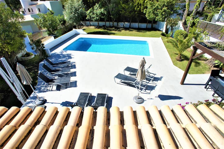 Spacious 5 Bed With Pool (Heatable) Vale Do Garrao - Quarteira