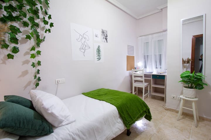 Acogedora Y Bonita Habitación - Salamanca, España