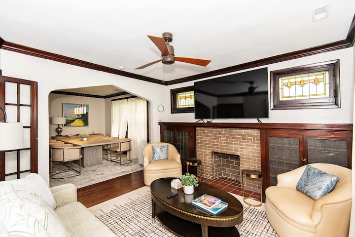 Charming 3 Bedroom Apartment - セントルイス, MO
