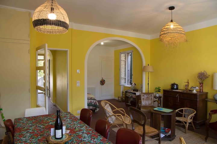 Maison De Ville Avec Terrasse - Die