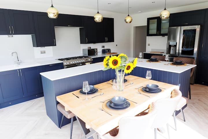 3 Bed Home City Centre-off Street Parking 2 Cars. - Lincoln
