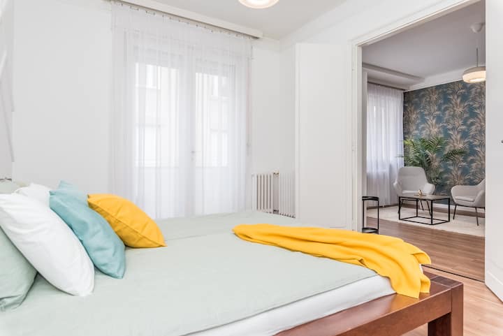 Spacious Downtown Apartment @P67 - Budapest